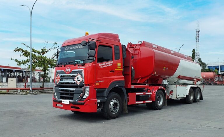 Jenis-Jenis Trailer Alat Berat Beserta Fungsinya - Astra UD Trucks